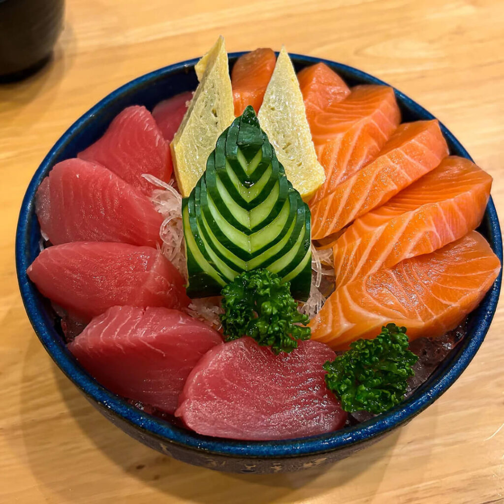 Buy Chutoro (Blue Fin Tuna) Sashimi Slices Online - Big Sams